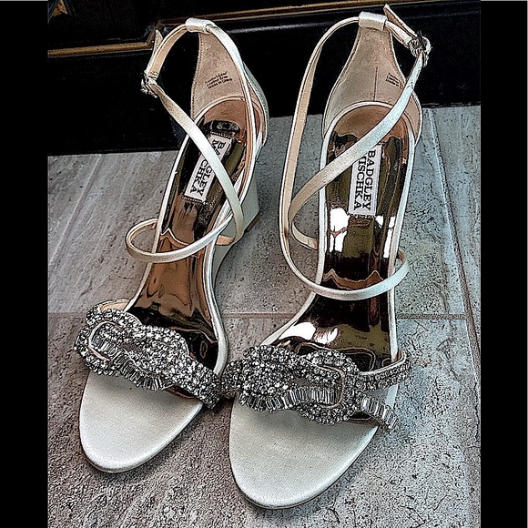 Badgley Mischka | Shoes | Badgley Mischa Crystal Knot Wedges | Poshmark